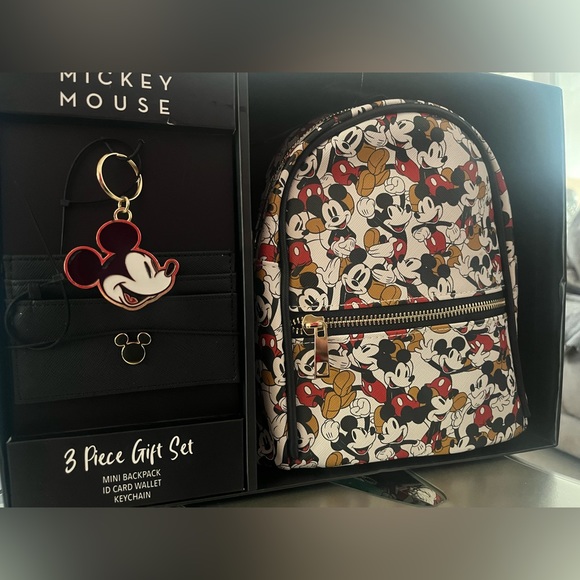 Disney | Bags | Mickey Mouse 3 Piece Gift Set | Poshmark